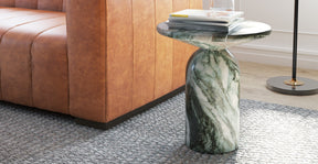 Open featured media in gallery view